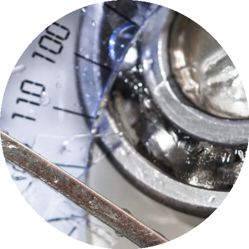 Oil and grease for low temperatures